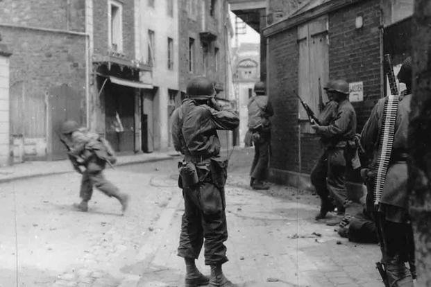 The Incredible Wartime Career of Lee Miller, Model-Turned-World War II Combat Photographer ...